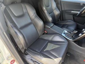 Balts Volvo XC60 2014 Kazlų Rūda, ar dzinēja tilpumu 1.97 L un nobraukumu 259 tūkst. km par 11000 €, foto 27 vietnē AUTOMOTO.COM.LV