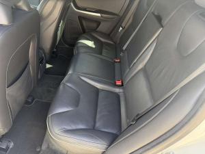 Balts Volvo XC60 2014 Kazlų Rūda, ar dzinēja tilpumu 1.97 L un nobraukumu 259 tūkst. km par 11000 €, foto 29 vietnē AUTOMOTO.COM.LV