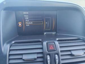 Balts Volvo XC60 2014 Kauņa, ar dzinēja tilpumu 1.98 L un nobraukumu 250 tūkst. km par 10250 €, foto 15 vietnē AUTOMOTO.COM.LV