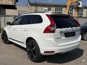 Balts Volvo XC60 2014 Viļņa, ar dzinēja tilpumu 2.40 L un nobraukumu 201 tūkst. km par 12900 €, foto 13 vietnē AUTOMOTO.COM.LV