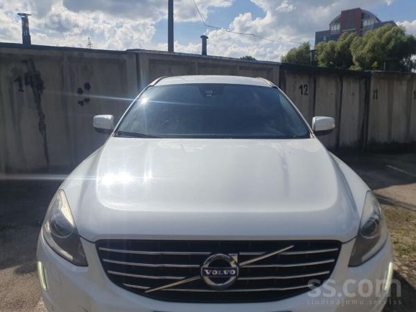 White Volvo XC60 2014 in Riga, with an engine capacity of 2.40 L and mileage of 0 thousand km for 9800 €, photo 1 on AUTOMOTO.COM.LV