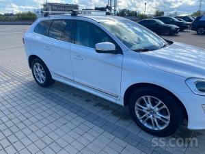 Balts Volvo XC60 2014 Rīga, ar dzinēja tilpumu 2.40 L un nobraukumu 180 tūkst. km par 9500 €, foto 4 vietnē AUTOMOTO.COM.LV