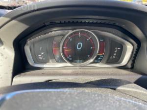Balts Volvo XC60 2014 Rīga, ar dzinēja tilpumu 2.40 L un nobraukumu 180 tūkst. km par 9500 €, foto 8 vietnē AUTOMOTO.COM.LV