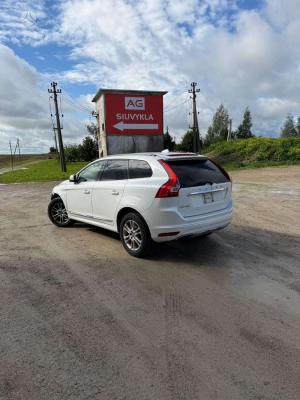 White Volvo XC60 2014 in Siauliai, with an engine capacity of 3.19 L and mileage of 199 thousand km for 7000 €, photo 5 on AUTOMOTO.COM.LV