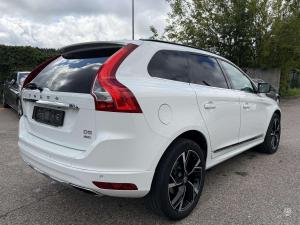 Balts Volvo XC60 2014 Viļņa, ar dzinēja tilpumu 2.40 L un nobraukumu 202 tūkst. km par 12700 €, foto 13 vietnē AUTOMOTO.COM.LV