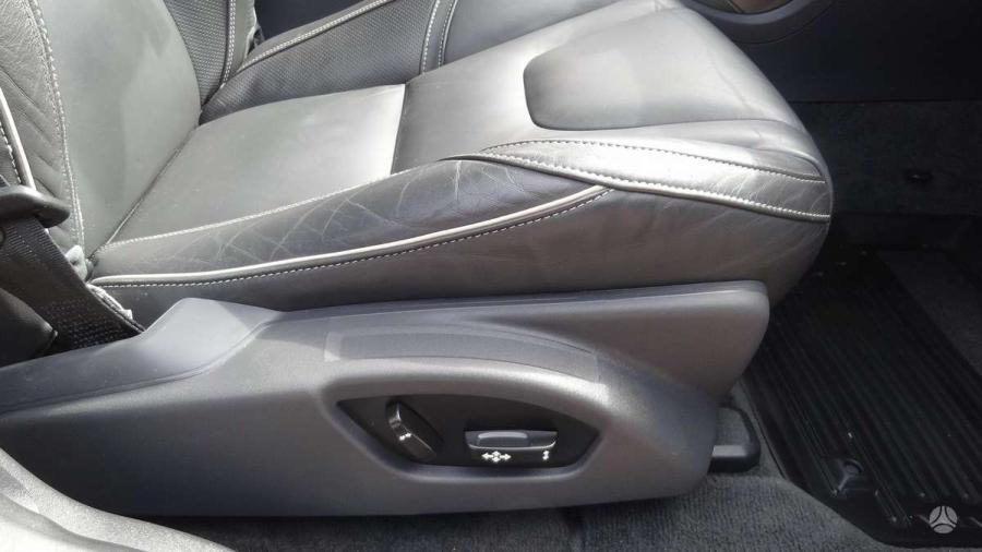 Balts Volvo XC60 2014 Joniškis, ar dzinēja tilpumu 2.40 L un nobraukumu 319 tūkst. km par 11999 €, foto 21 vietnē AUTOMOTO.COM.LV