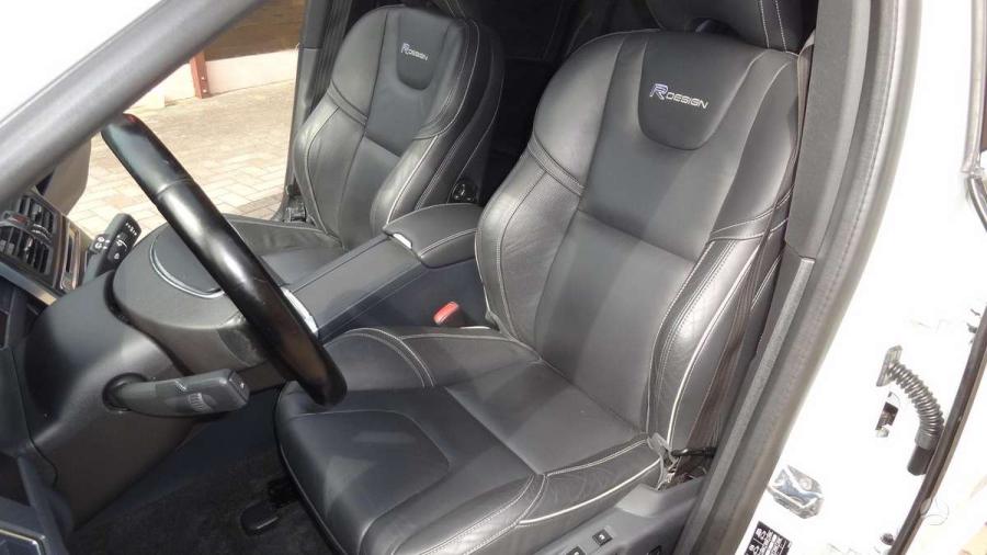 Balts Volvo XC60 2014 Joniškis, ar dzinēja tilpumu 2.40 L un nobraukumu 319 tūkst. km par 11999 €, foto 22 vietnē AUTOMOTO.COM.LV