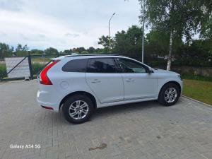 Белый Вольво ХС60 2014 в Каунас, объемом двигателя 1.97 л и пробегом 278 тыс. км за 9950 €, фото 6 на AUTOMOTO.COM.LV