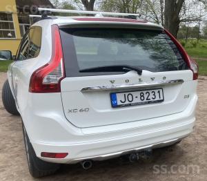 White Volvo XC60 2014 in Riga, with an engine capacity of 2.00 L and mileage of 270 thousand km for 9000 €, photo 8 on AUTOMOTO.COM.LV