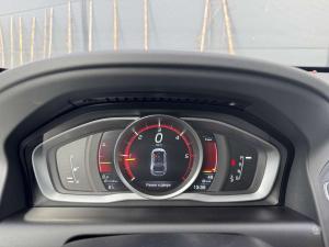 Белый Вольво ХС60 2014 в Вильнюс, объемом двигателя 1.98 л и пробегом 270 тыс. км за 10700 €, фото 15 на AUTOMOTO.COM.LV