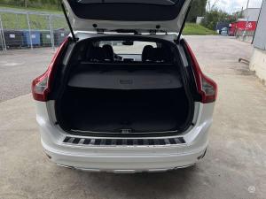 White Volvo XC60 2014 in Alytus, with an engine capacity of 2.40 L and mileage of 272 thousand km for 13400 €, photo 6 on AUTOMOTO.COM.LV