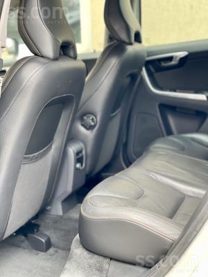 Balts Volvo XC60 2014 Rīga, ar dzinēja tilpumu 2.40 L un nobraukumu 0 tūkst. km par 13500 €, foto 5 vietnē AUTOMOTO.COM.LV