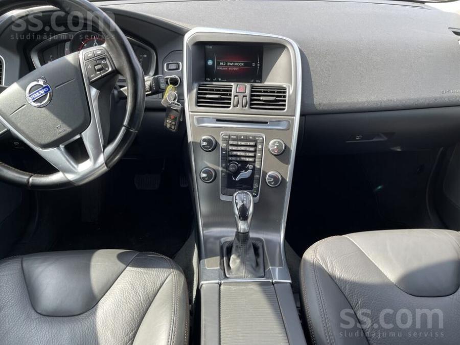 Balts Volvo XC60 2014 Rīga, ar dzinēja tilpumu 2.40 L un nobraukumu 0 tūkst. km par 13500 €, foto 11 vietnē AUTOMOTO.COM.LV
