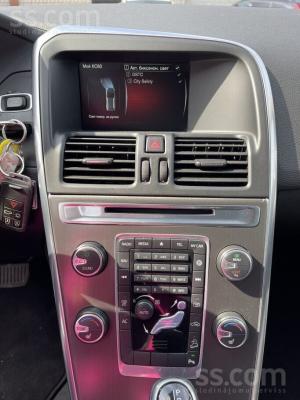 Balts Volvo XC60 2014 Rīga, ar dzinēja tilpumu 2.40 L un nobraukumu 0 tūkst. km par 13500 €, foto 12 vietnē AUTOMOTO.COM.LV