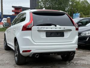 Balts Volvo XC60 2014 Rīga, ar dzinēja tilpumu 2.40 L un nobraukumu 0 tūkst. km par 13300 €, foto 4 vietnē AUTOMOTO.COM.LV