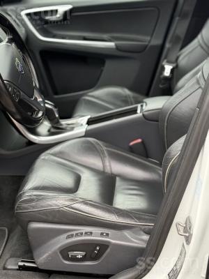 Balts Volvo XC60 2014 Rīga, ar dzinēja tilpumu 2.40 L un nobraukumu 0 tūkst. km par 13300 €, foto 6 vietnē AUTOMOTO.COM.LV