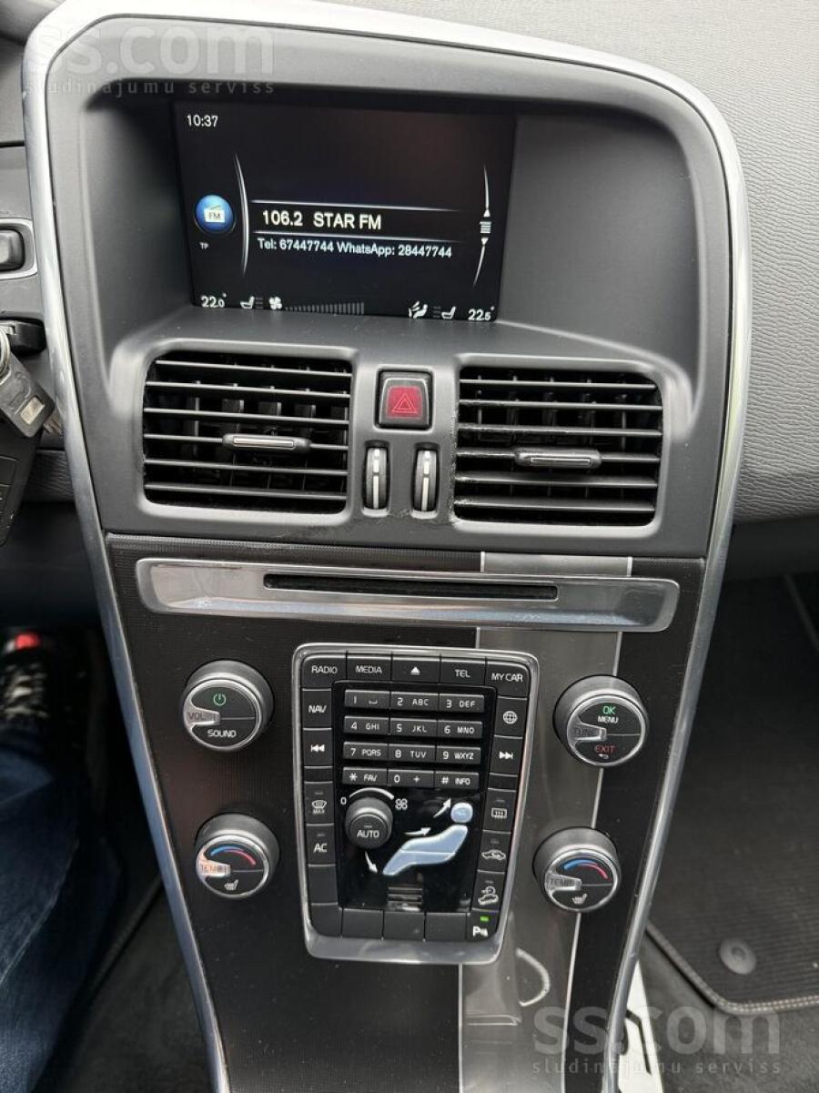 Balts Volvo XC60 2014 Rīga, ar dzinēja tilpumu 2.40 L un nobraukumu 0 tūkst. km par 13300 €, foto 10 vietnē AUTOMOTO.COM.LV