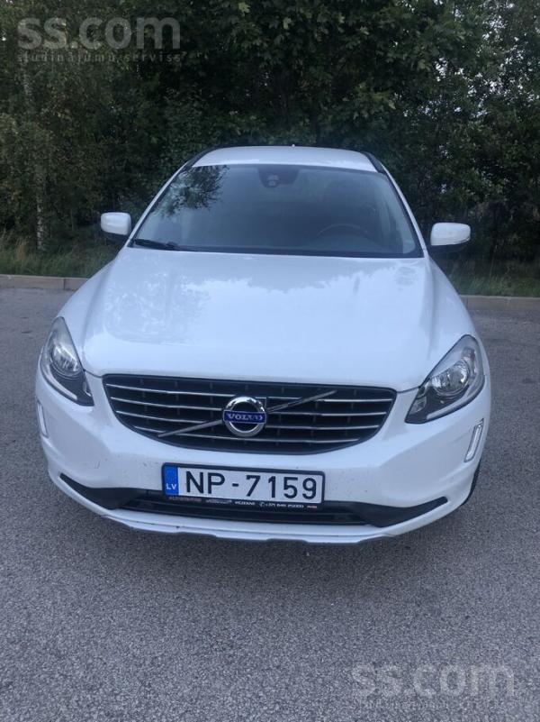 Balts Volvo XC60 2014 Rēzekne, ar dzinēja tilpumu 2.40 L un nobraukumu 250 tūkst. km par 11400 €, foto 1 vietnē AUTOMOTO.COM.LV