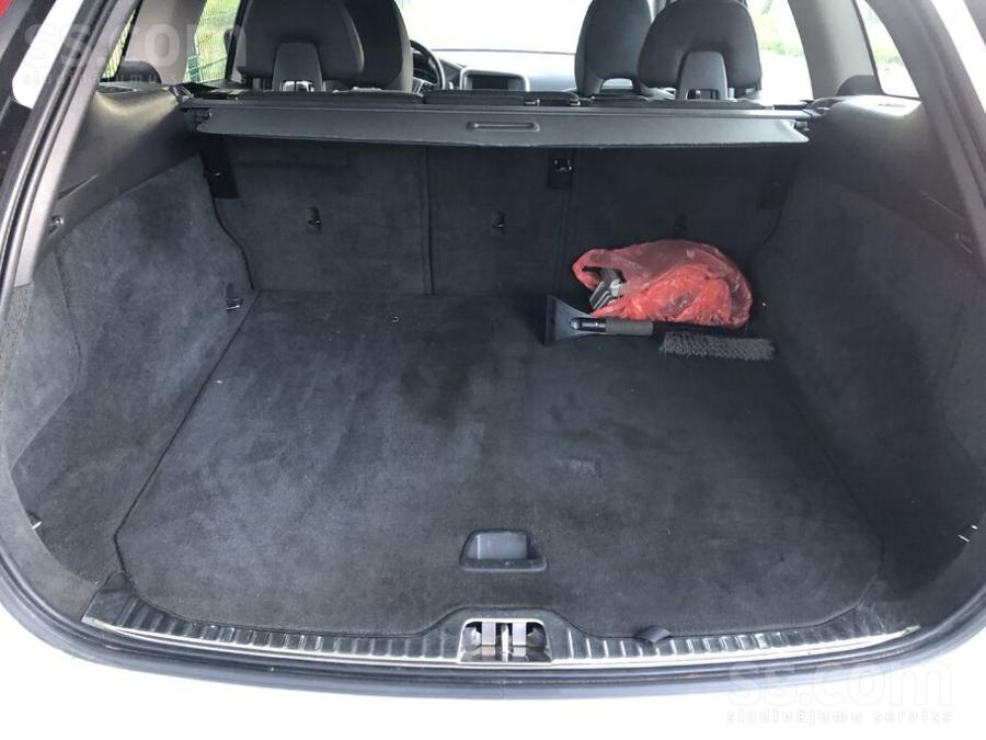 Balts Volvo XC60 2014 Rēzekne, ar dzinēja tilpumu 2.40 L un nobraukumu 250 tūkst. km par 11400 €, foto 13 vietnē AUTOMOTO.COM.LV