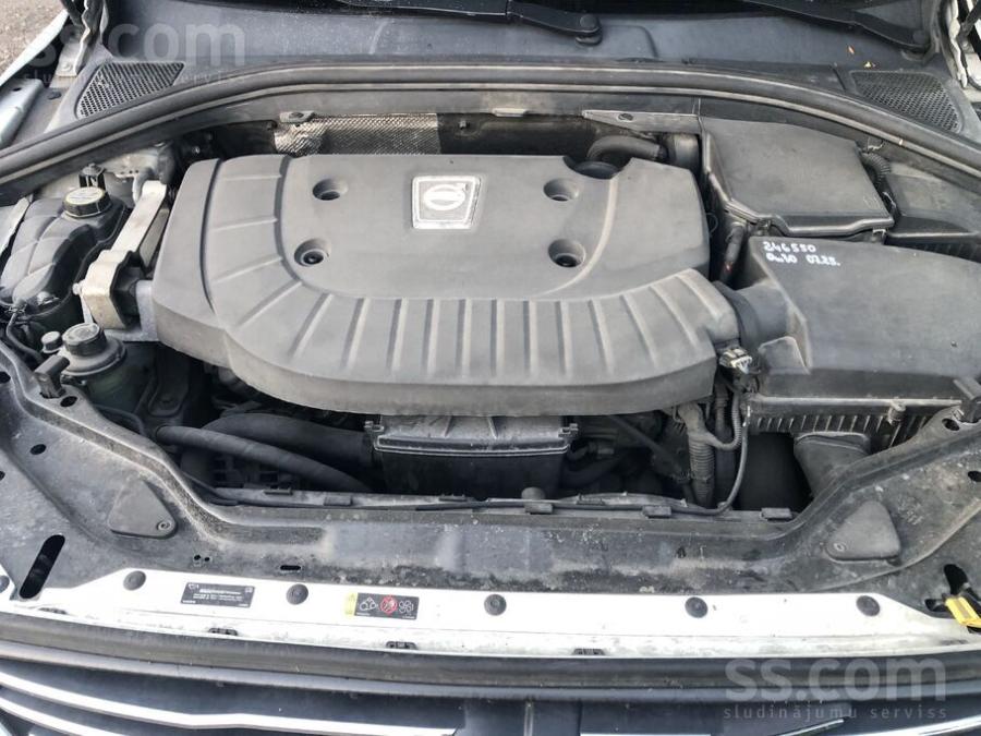 Balts Volvo XC60 2014 Rēzekne, ar dzinēja tilpumu 2.40 L un nobraukumu 250 tūkst. km par 11400 €, foto 16 vietnē AUTOMOTO.COM.LV