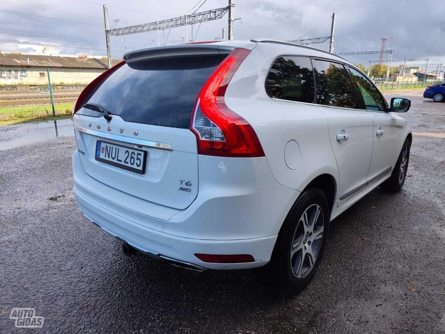 Balts Volvo XC60 2014 Šauļi, ar dzinēja tilpumu 3.00 L un nobraukumu 189 tūkst. km par 10600 €, foto 5 vietnē AUTOMOTO.COM.LV