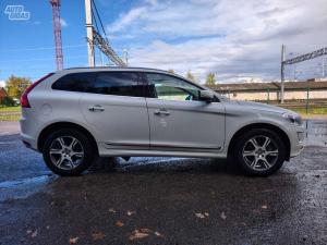 Balts Volvo XC60 2014 Šauļi, ar dzinēja tilpumu 3.00 L un nobraukumu 189 tūkst. km par 10600 €, foto 8 vietnē AUTOMOTO.COM.LV