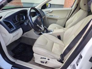 Balts Volvo XC60 2014 Šauļi, ar dzinēja tilpumu 3.00 L un nobraukumu 189 tūkst. km par 10600 €, foto 13 vietnē AUTOMOTO.COM.LV