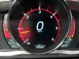 Balts Volvo XC60 2014 Rīga, ar dzinēja tilpumu 2.40 L un nobraukumu 181 tūkst. km par 13100 €, foto 8 vietnē AUTOMOTO.COM.LV