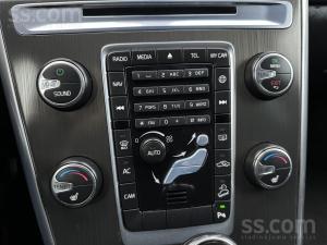 Balts Volvo XC60 2014 Rīga, ar dzinēja tilpumu 2.40 L un nobraukumu 181 tūkst. km par 13100 €, foto 15 vietnē AUTOMOTO.COM.LV