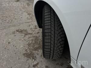 Balts Volvo XC60 2014 Rīga, ar dzinēja tilpumu 2.40 L un nobraukumu 181 tūkst. km par 13100 €, foto 34 vietnē AUTOMOTO.COM.LV