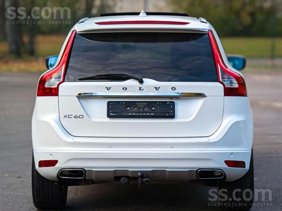 White Volvo XC60 2014 in Riga, with an engine capacity of 2.40 L and mileage of 0 thousand km for 12990 €, photo 15 on AUTOMOTO.COM.LV