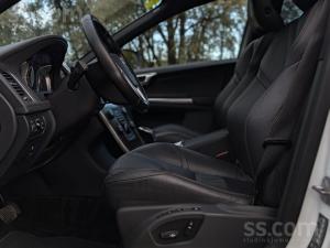White Volvo XC60 2014 in Riga, with an engine capacity of 2.40 L and mileage of 0 thousand km for 12990 €, photo 18 on AUTOMOTO.COM.LV
