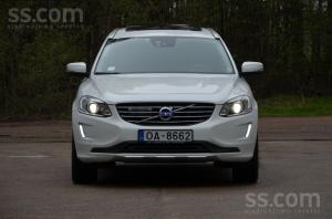 White Volvo XC60 2015 in Riga, with an engine capacity of 2.40 L and mileage of 182 thousand km for 16390 €, photo 3 on AUTOMOTO.COM.LV