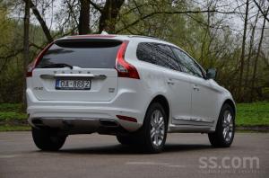 White Volvo XC60 2015 in Riga, with an engine capacity of 2.40 L and mileage of 182 thousand km for 16390 €, photo 9 on AUTOMOTO.COM.LV