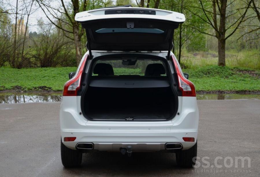 White Volvo XC60 2015 in Riga, with an engine capacity of 2.40 L and mileage of 182 thousand km for 16390 €, photo 33 on AUTOMOTO.COM.LV