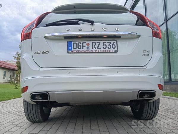 Balts Volvo XC60 2015 Balvi, ar dzinēja tilpumu 2.40 L un nobraukumu 0 tūkst. km par 11500 €, foto 7 vietnē AUTOMOTO.COM.LV