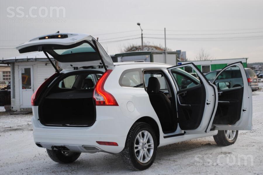 Balts Volvo XC60 2015 Rīga, ar dzinēja tilpumu 2.40 L un nobraukumu 255 tūkst. km par 14990 €, foto 7 vietnē AUTOMOTO.COM.LV
