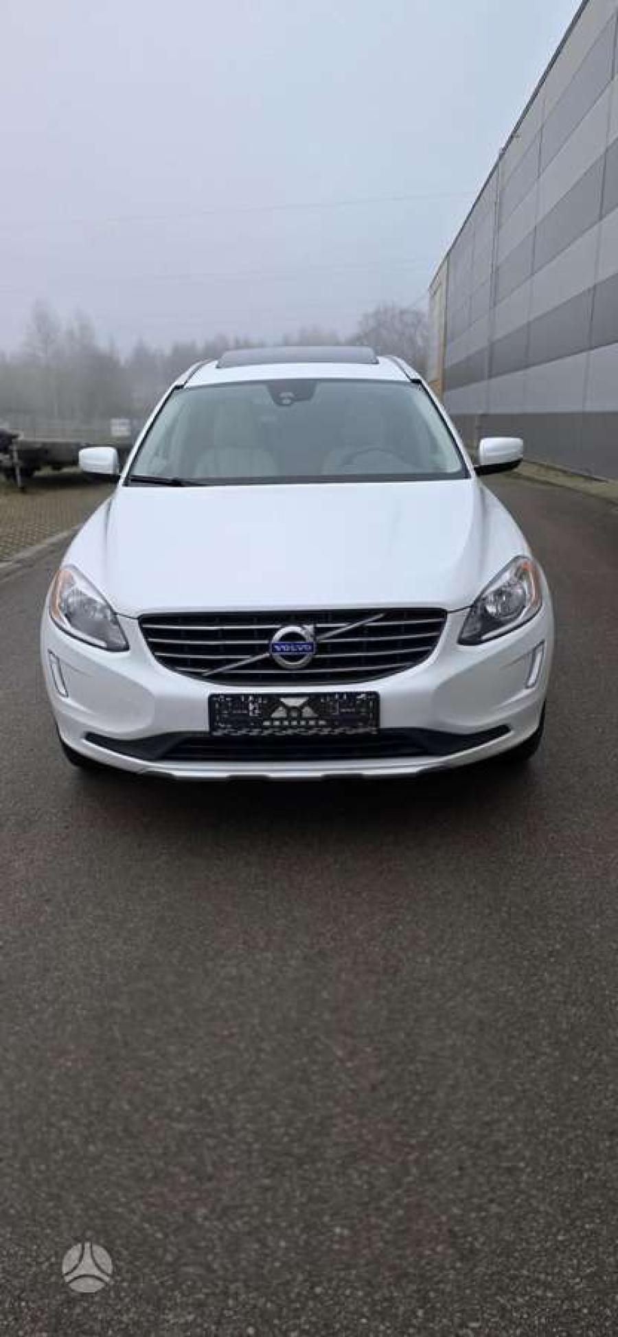 Balts Volvo XC60 2015 Šauļi, ar dzinēja tilpumu 2.95 L un nobraukumu 146 tūkst. km par 11700 €, foto 2 vietnē AUTOMOTO.COM.LV