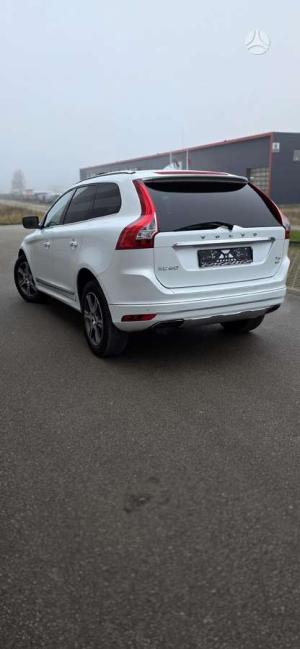 Balts Volvo XC60 2015 Šauļi, ar dzinēja tilpumu 2.95 L un nobraukumu 146 tūkst. km par 11700 €, foto 5 vietnē AUTOMOTO.COM.LV