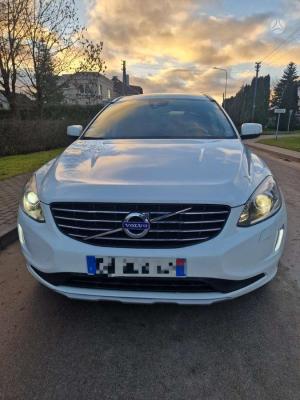 White Volvo XC60 2015 in Taurage, with an engine capacity of 2.40 L and mileage of 250 thousand km for 12100 €, photo  on AUTOMOTO.COM.LV