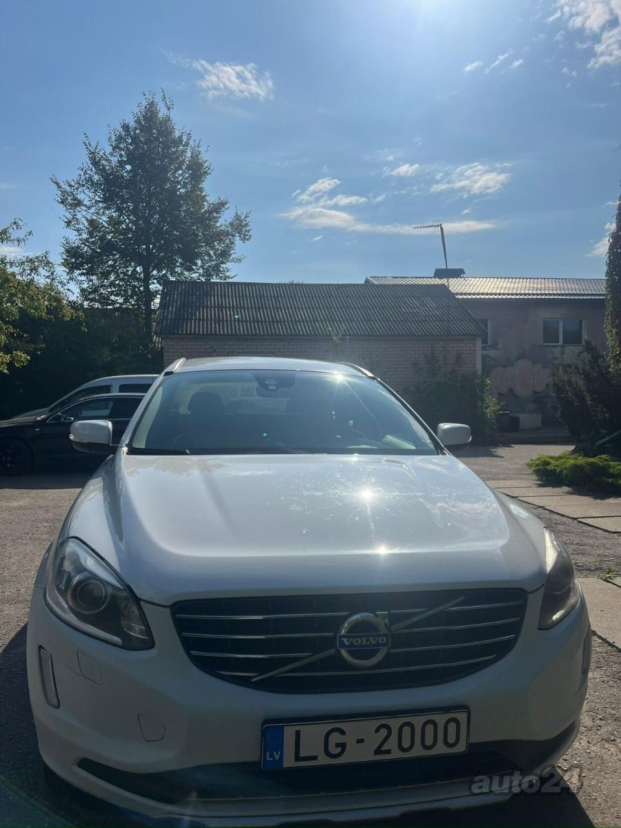 Balts Volvo XC60 2015 Rīga, ar dzinēja tilpumu 1.97 L un nobraukumu 310 tūkst. km par 9200 €, foto 5 vietnē AUTOMOTO.COM.LV