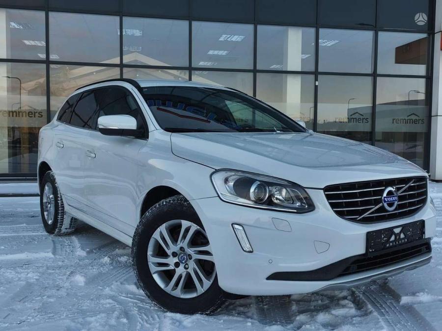 White Volvo XC60 2015 in Vilnius, with an engine capacity of 2.40 L and mileage of 119 thousand km for 13950 €, photo 28 on AUTOMOTO.COM.LV