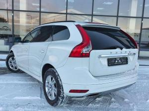 Balts Volvo XC60 2015 Viļņa, ar dzinēja tilpumu 2.40 L un nobraukumu 119 tūkst. km par 13950 €, foto 22 vietnē AUTOMOTO.COM.LV