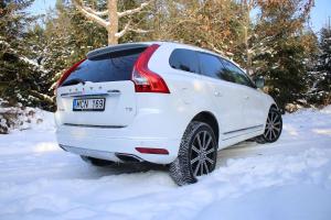 White Volvo XC60 2015 in Kaunas, with an engine capacity of 1.97 L and mileage of 133 thousand km for 12999 €, photo 2 on AUTOMOTO.COM.LV