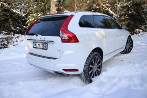White Volvo XC60 2015 in Kaunas, with an engine capacity of 1.97 L and mileage of 133 thousand km for 12999 €, photo 18 on AUTOMOTO.COM.LV