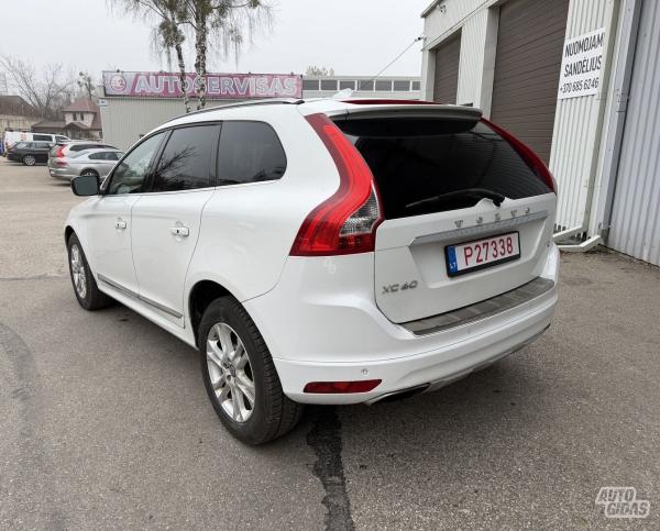 Balts Volvo XC60 2015 Alīta, ar dzinēja tilpumu 2.00 L un nobraukumu 200 tūkst. km par 11700 €, foto 3 vietnē AUTOMOTO.COM.LV