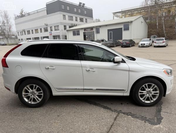 Balts Volvo XC60 2015 Alīta, ar dzinēja tilpumu 2.00 L un nobraukumu 200 tūkst. km par 11700 €, foto 6 vietnē AUTOMOTO.COM.LV