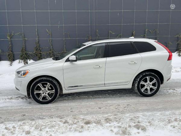 White Volvo XC60 2015 in Klaipeda, with an engine capacity of 2.95 L and mileage of 168 thousand km for 12500 €, photo 4 on AUTOMOTO.COM.LV