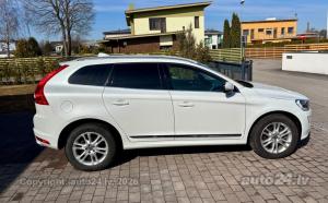 White Volvo XC60 2015 in Parnu, with an engine capacity of 2.00 L and mileage of 177 thousand km for 14490 €, photo 3 on AUTOMOTO.COM.LV