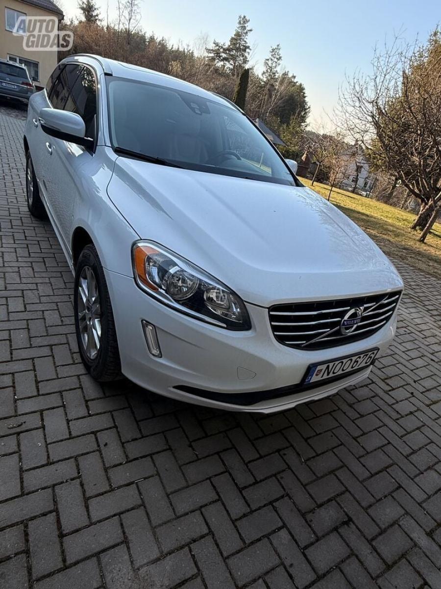 Balts Volvo XC60 2015 Prienai, ar dzinēja tilpumu 2.50 L un nobraukumu 260 tūkst. km par 12000 €, foto 3 vietnē AUTOMOTO.COM.LV